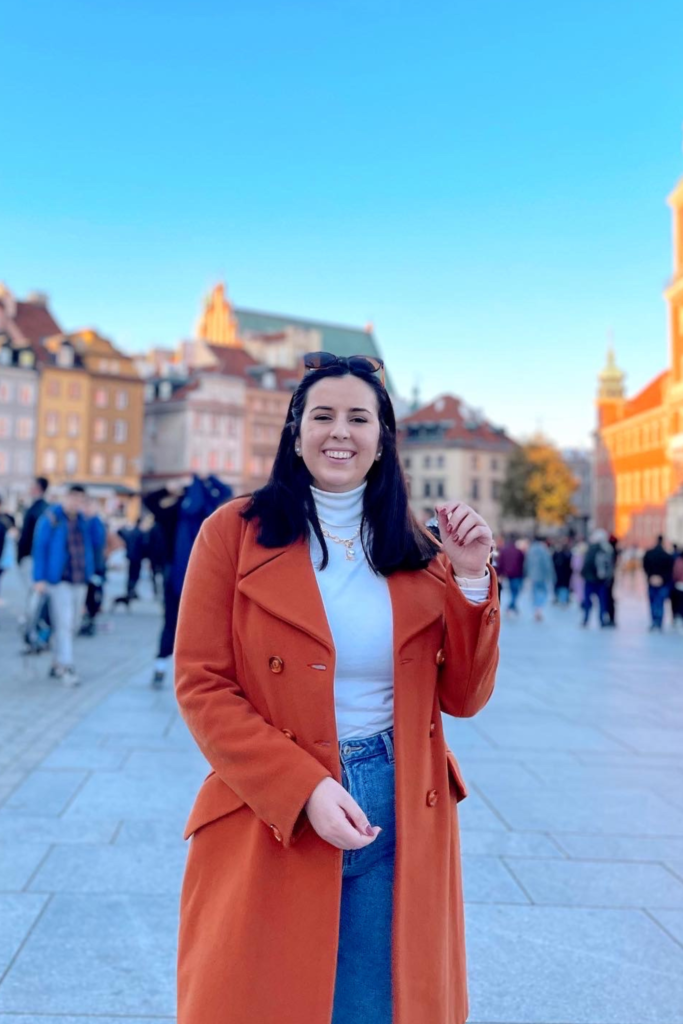 Carla con Wifi: Creadora de contenido con objetivos no negociables ...